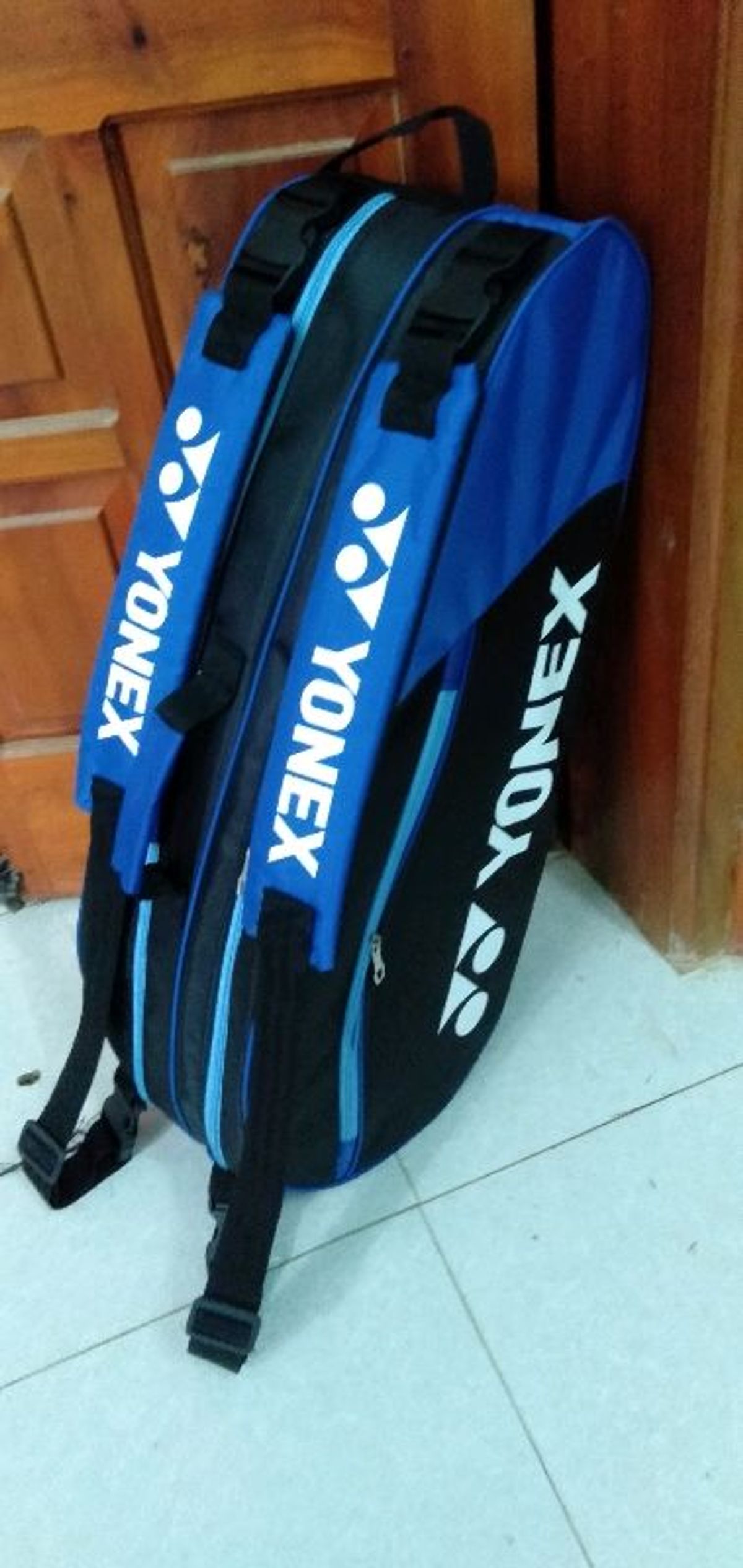 bao vợt cầu lông Yonex 2 ngăn chính giá sỉ, giá bán buôn - Thị Trường Sỉ