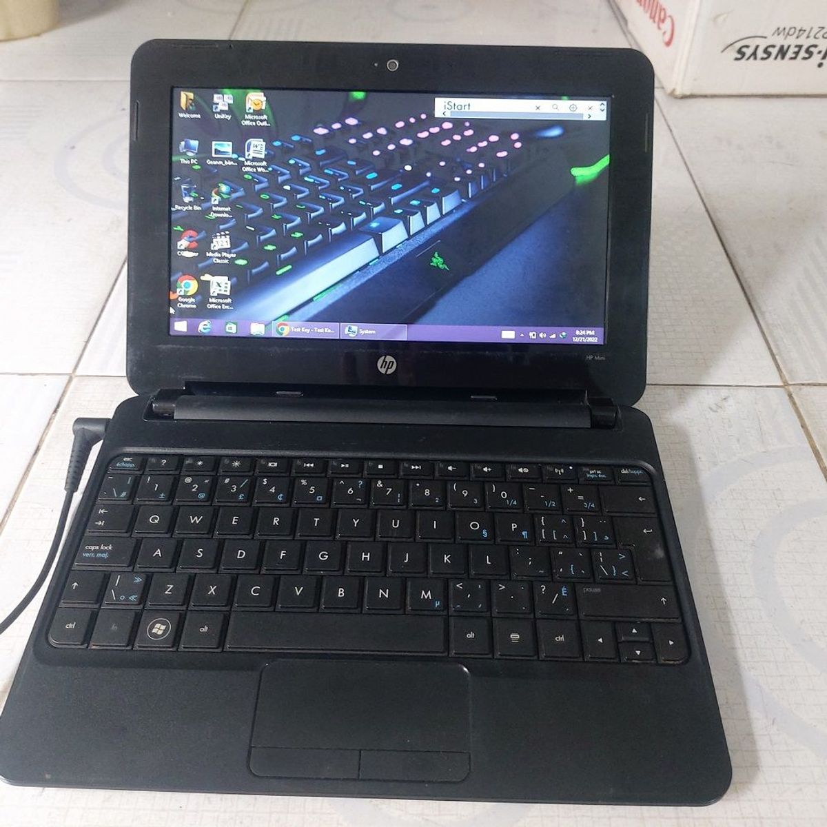 Laptop mini 10 inch đầy đủ phụ kiện hoạt động ổn định bảo hành 1 năm ...