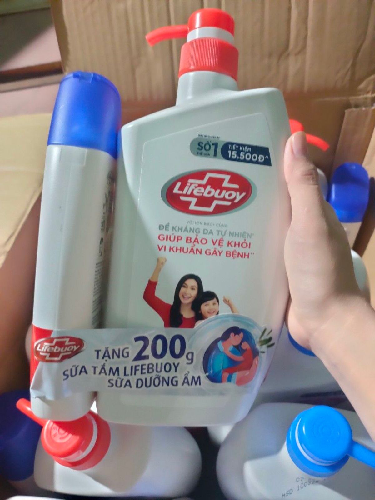 [TẶNG CHAI 200G] Sữa Tắm Lifebuoy chai 800G Chăm Sóc Da, Bảo Vệ Vượt ...