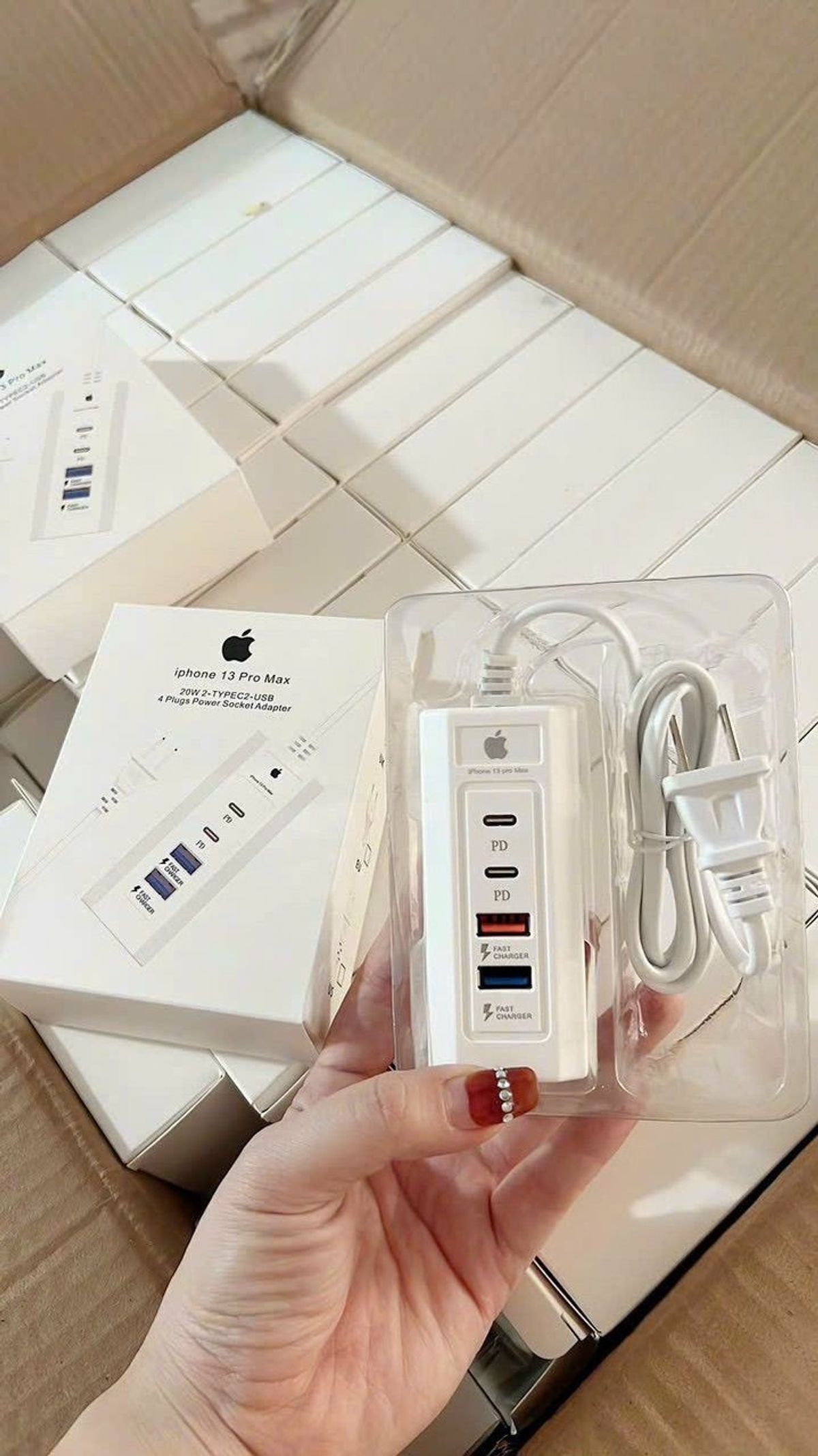 Ổ cắm sạc điện thoại ip tích hợp Sẵn 2 cổng sạc PD + 2 cổng usb sạc nhanh - Bluetech giá sỉ, giá ...