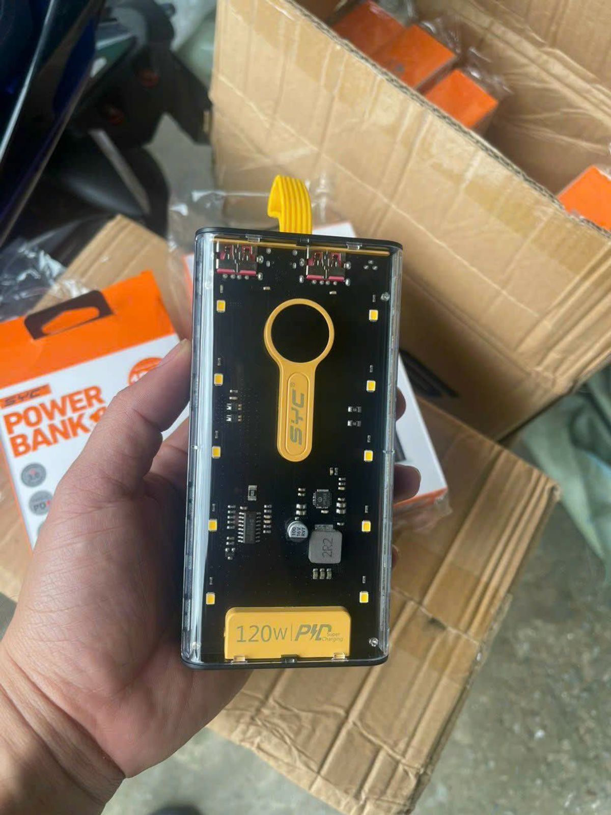 SẠC DỰ PHÒNG LỘ MAIN TRONG SUỐT SYC S137 - 10000mah giá sỉ, giá bán ...
