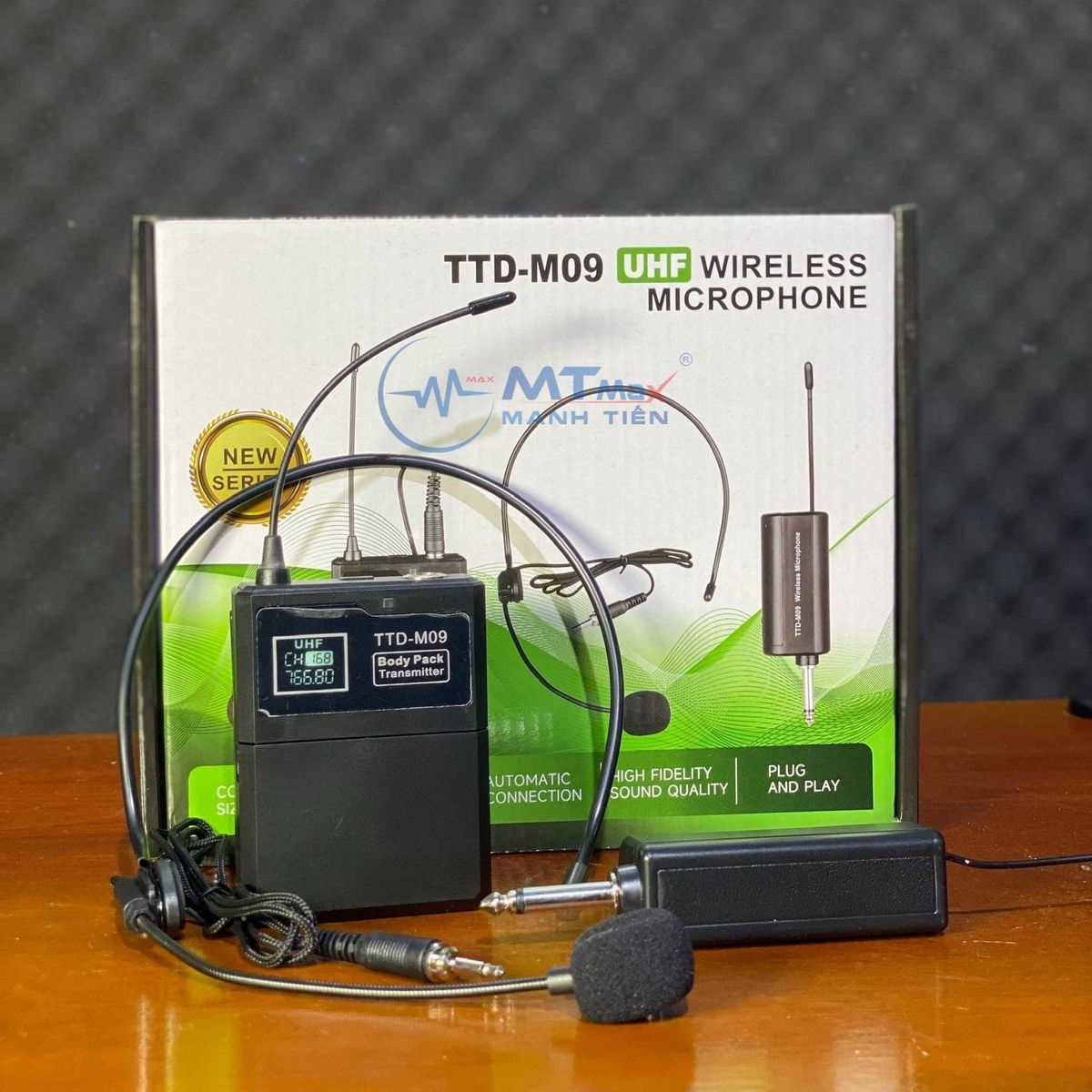 Micro Không Dây Đeo Tai TTD M09 UHF Dùng Cho Amply Loa Kéo, Mixer Loa ...