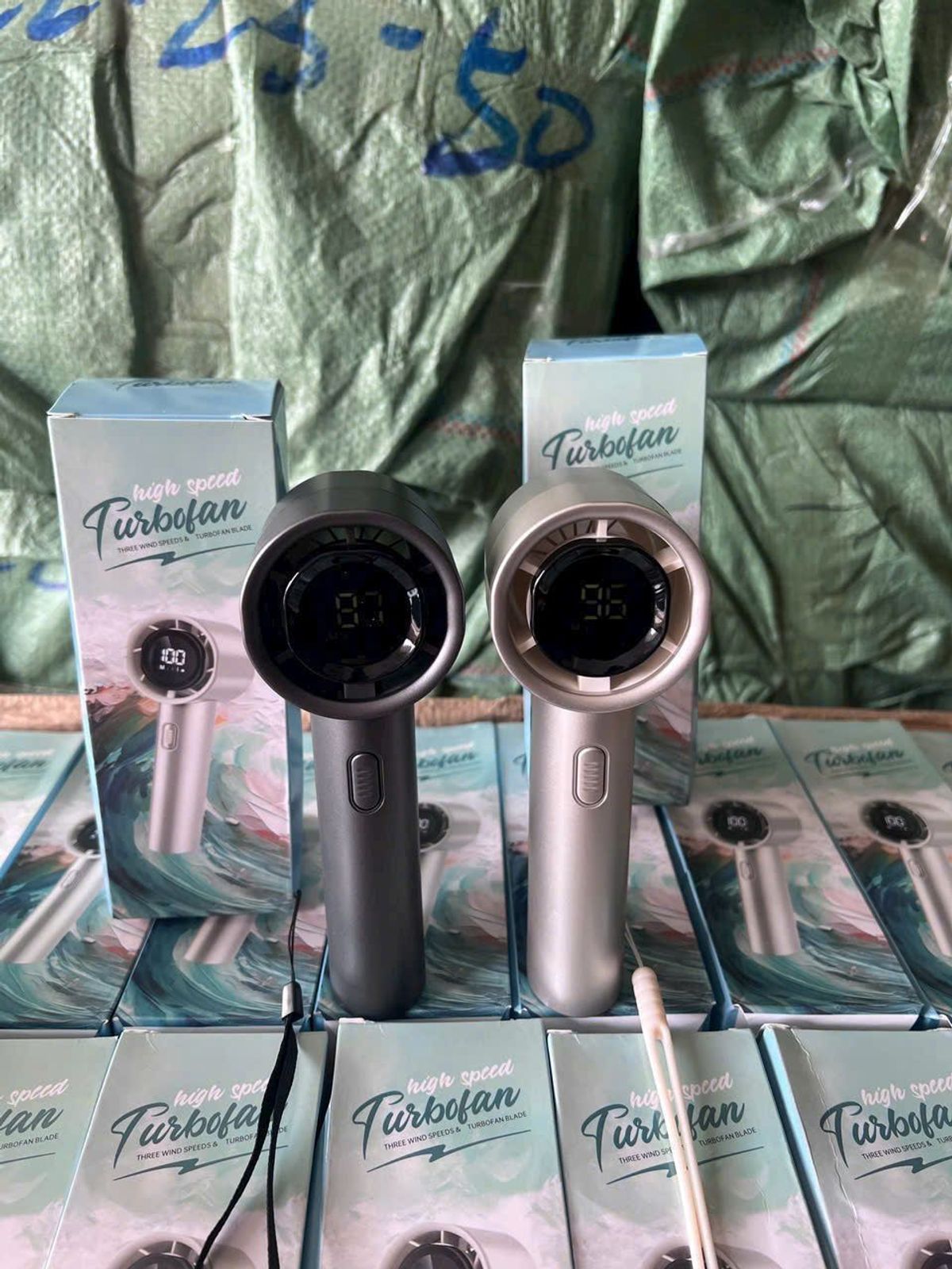 Quạt Mini Cầm Tay Tốc Độ Cao S29 giá sỉ, giá bán buôn - Thị Trường Sỉ