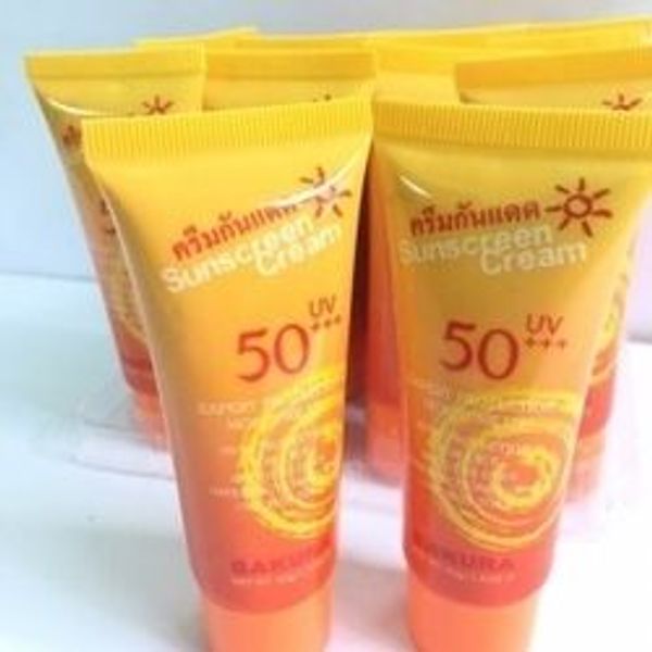 Kem chống nắng sakura thái lan spf 50 40g giá sỉ, giá bán buôn - Thị ...