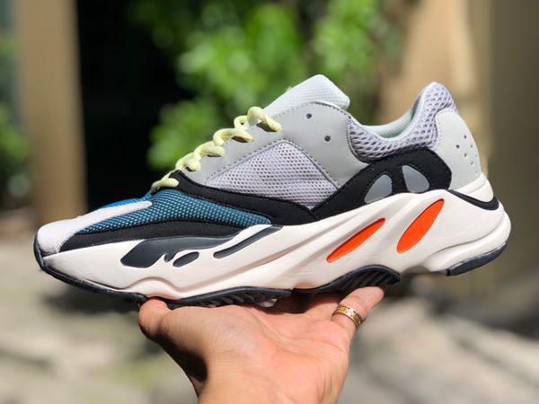 Giày thể thao yz 700 OG giá sỉ, giá bán buôn - Thị Trường Sỉ