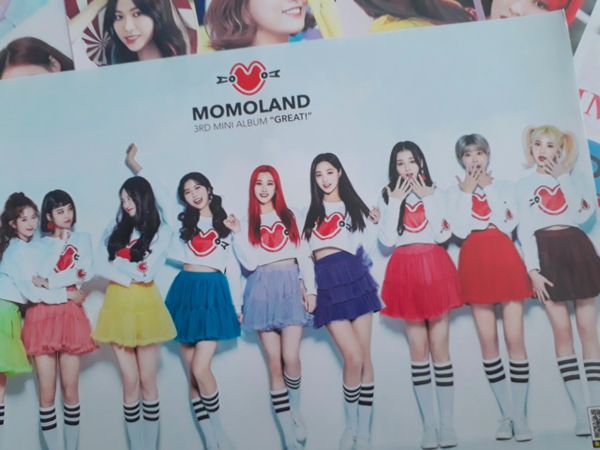 POSTER MOMOLAND KÍCH THƯỚC A3 SET 8 HÌNH KHÁC NHAU giá sỉ, giá bán buôn ...