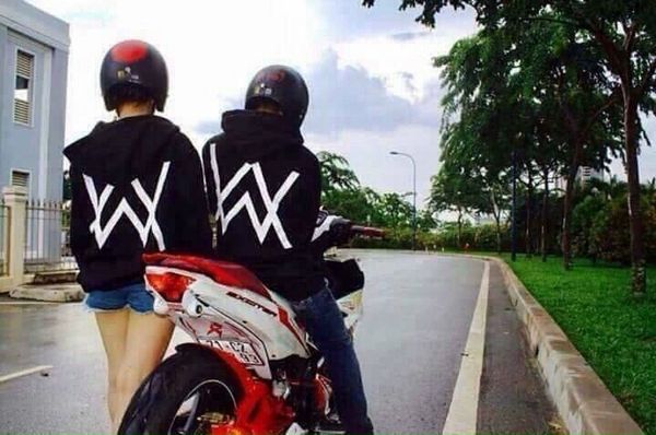 Áo khoác ALAN WALKER form chuẩn đẹp giá sỉ, giá bán buôn - Thị Trường Sỉ